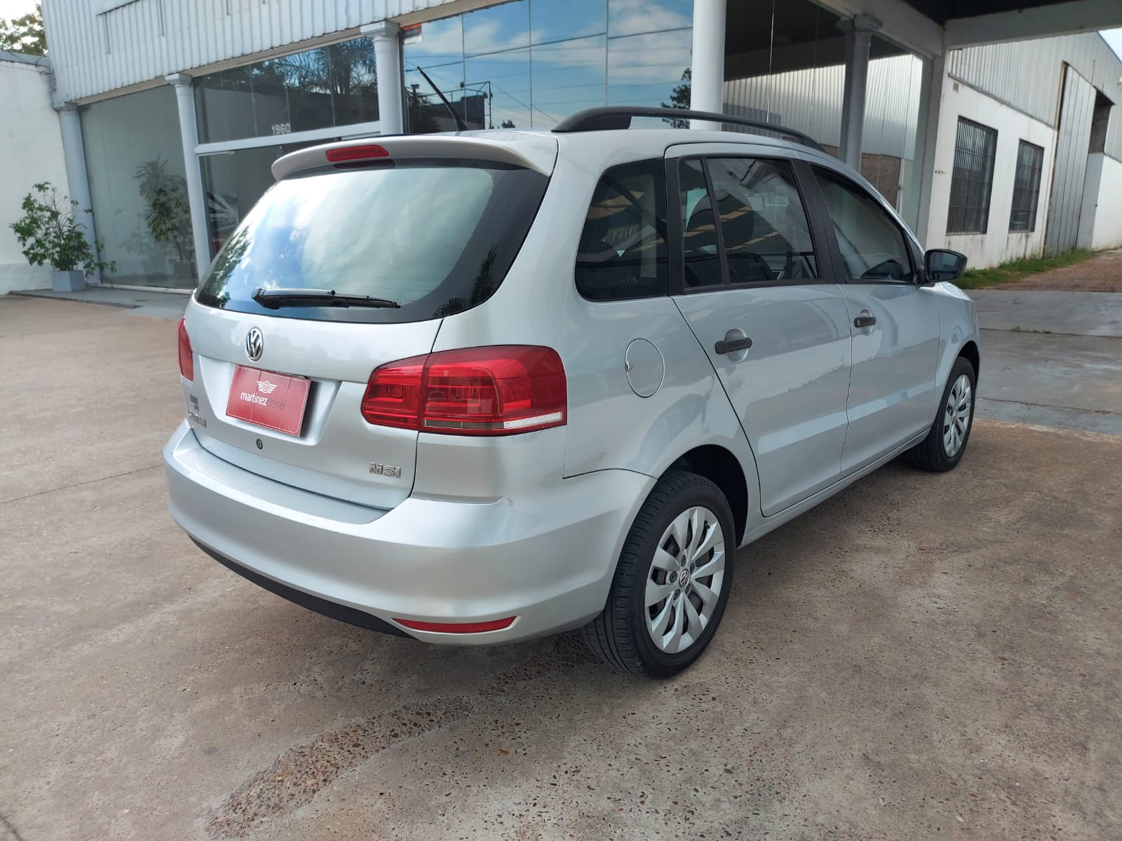 VOLKSWAGEN SURAN SURAN 1.6 COMFORTLINE L/10 | Comunidauto